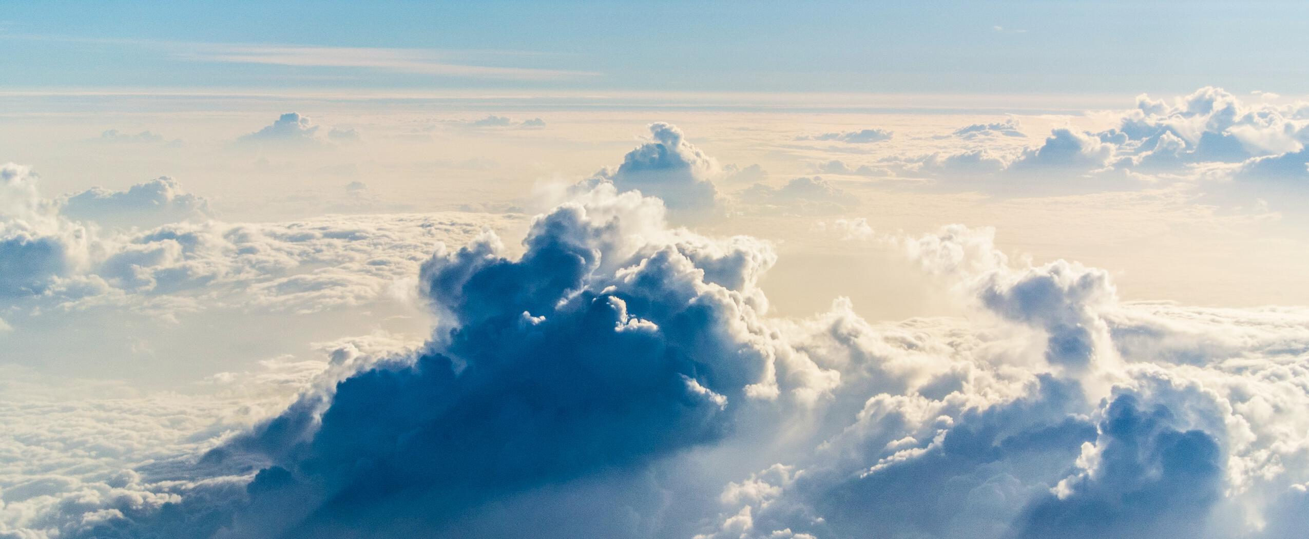 Comparing Managed Kubernetes Services: EKS vs. AKS vs. GKE | Kubevious.io Comparing Managed Kubernetes Services: EKS vs. AKS vs. GKE | Kubevious.io